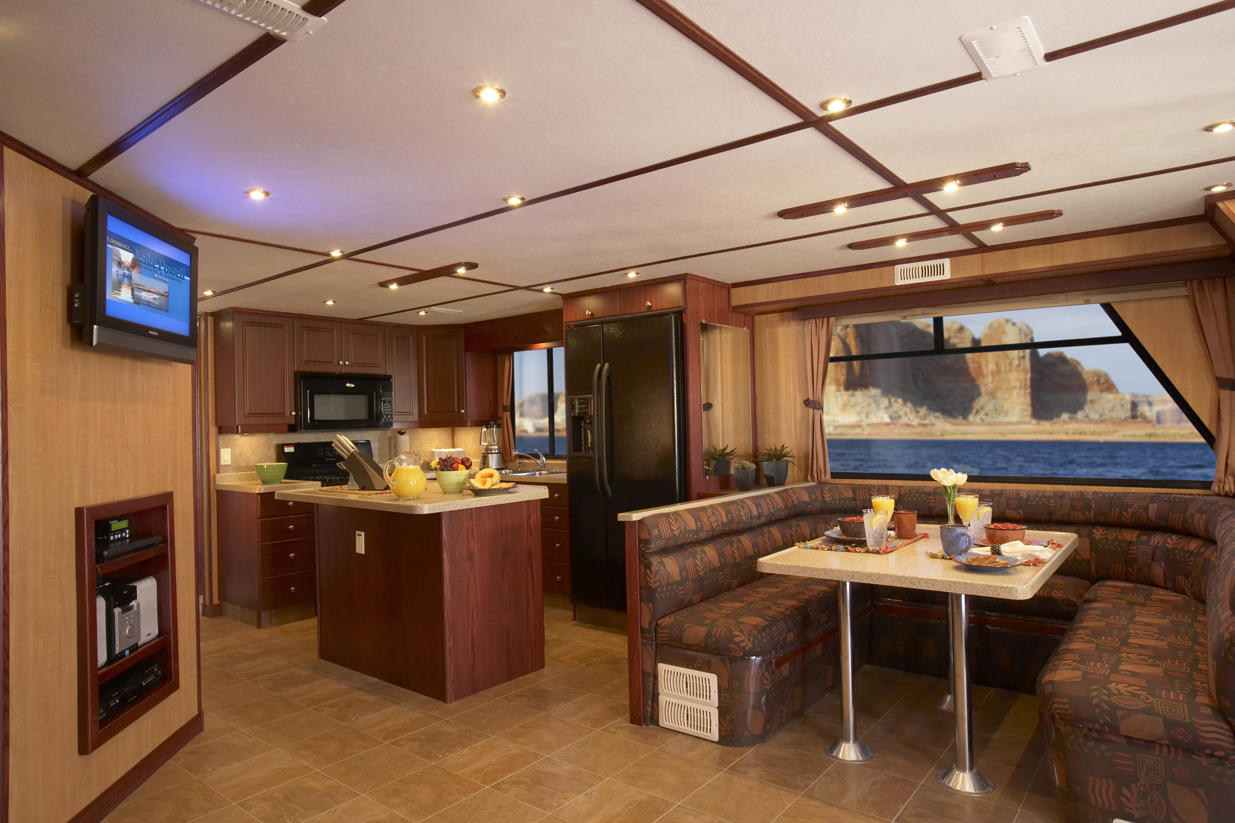 54-foot Escape Houseboat