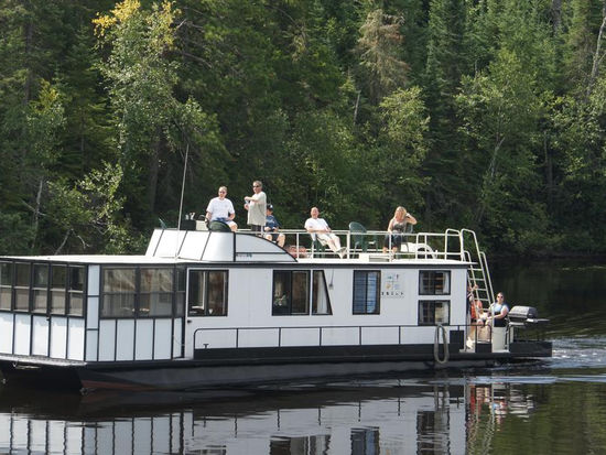 Voyageurs National Park - Houseboats Rentals