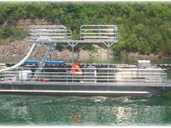 Horizon Hard Top Pontoon