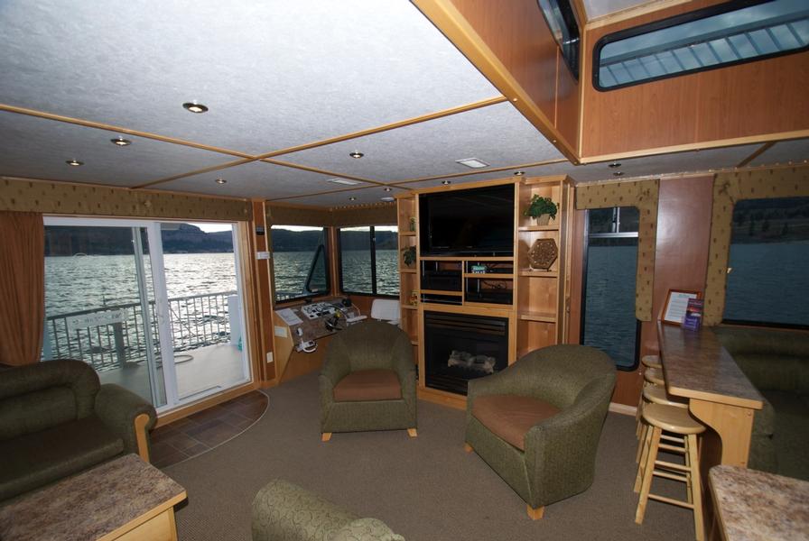 Nova Class Houseboat