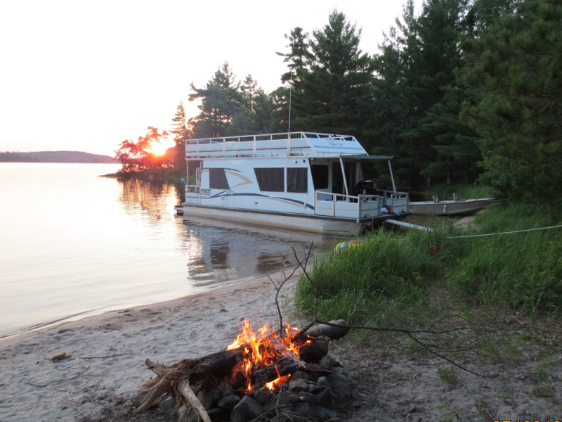 36' Suncruiser 360 Houseboat