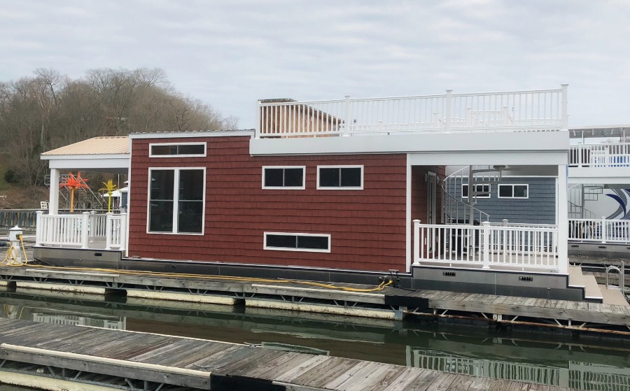 Silver Tiny Houseboat